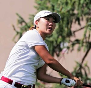 Kim comes back from rain delay, steals lead at U.S. Women's Open ...