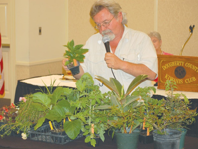 ATC horticulture instructor gives Kiwanis tips – Albany Herald