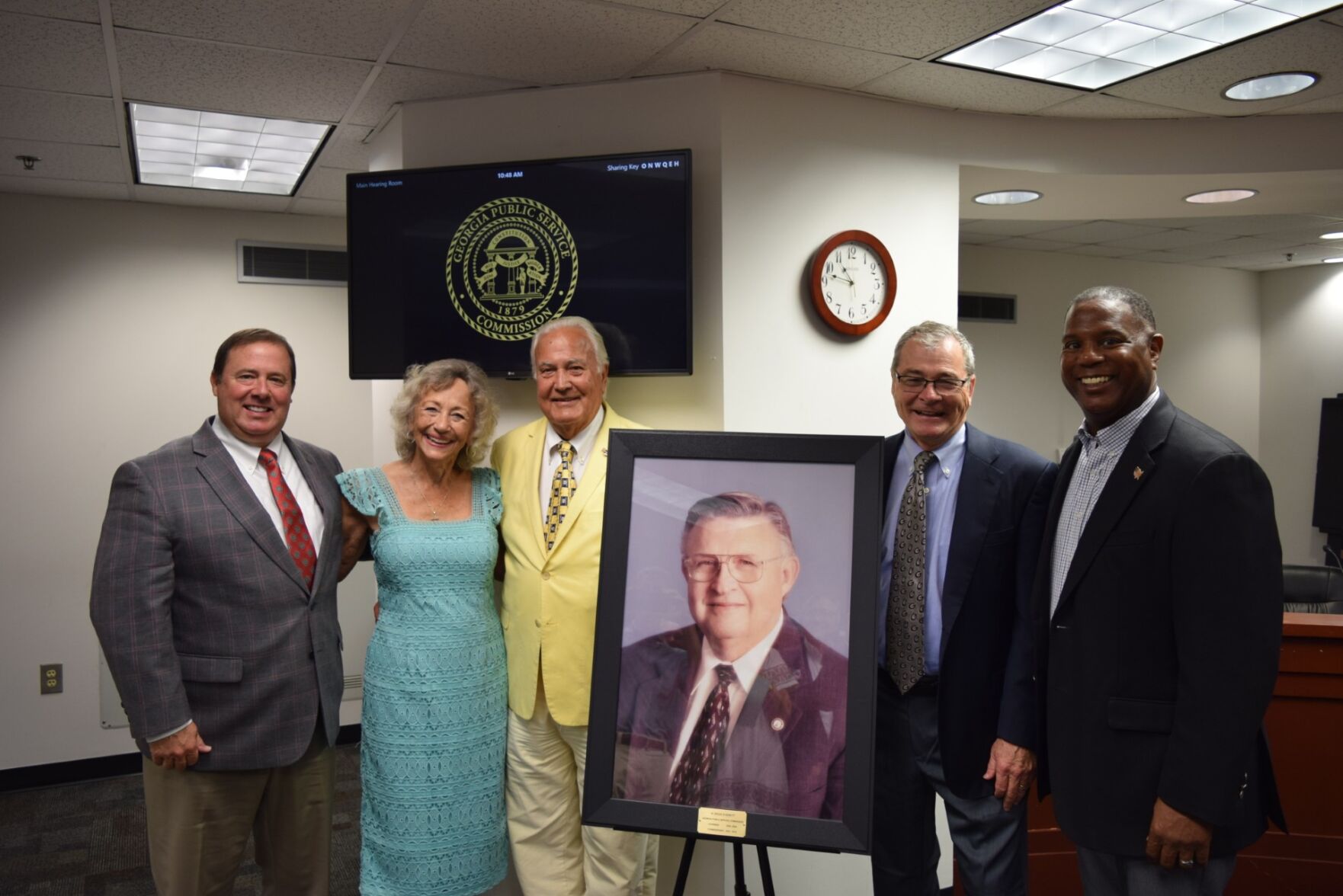 Former PSC Chairman Doug Everett honored – Albany Herald