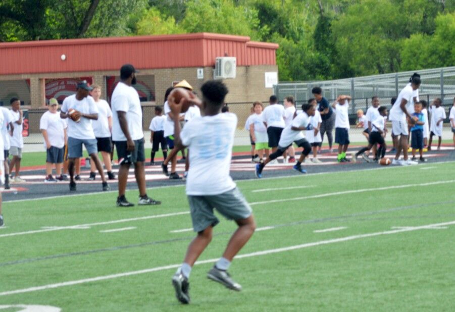PHOTOS: Lee County grad, NFL fullback Tory Carter hosts first camp at ...