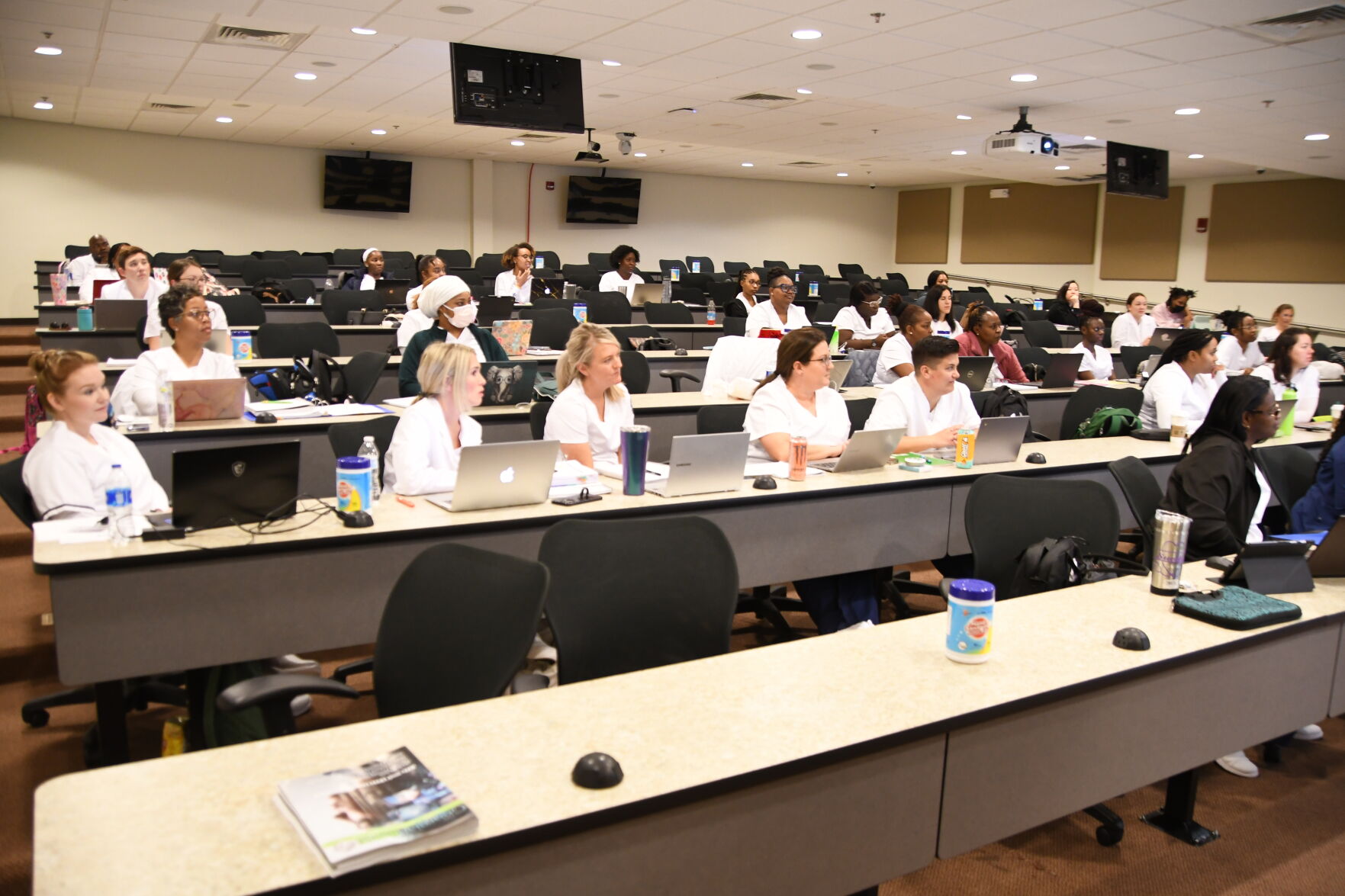 PHOTOS: Students return to Albany State University for spring semester ...