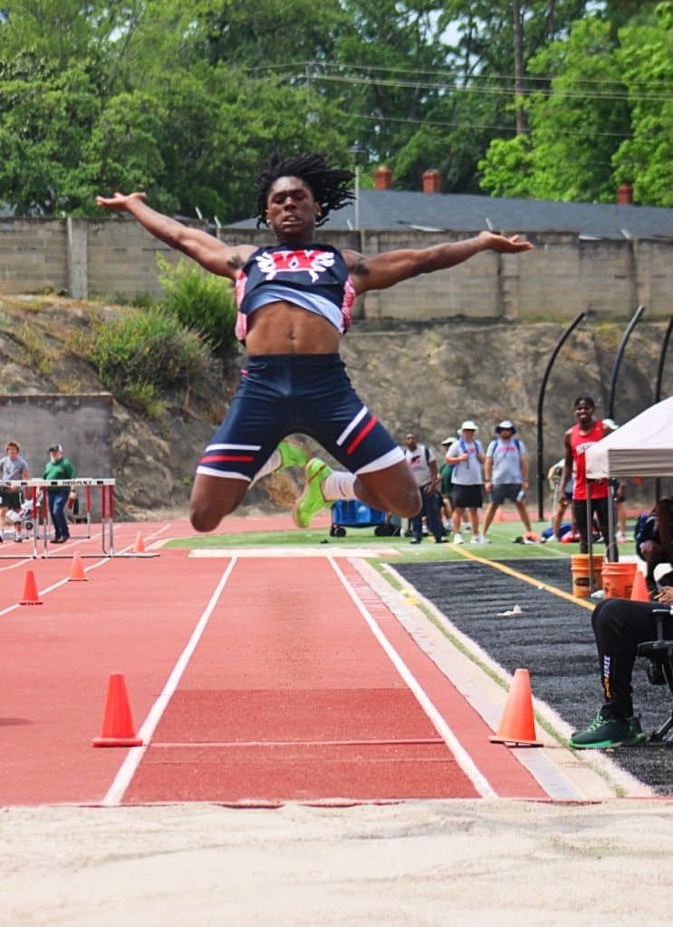 Westover's Jaylen McLloyd wins gold in boy's long jump – Albany Herald