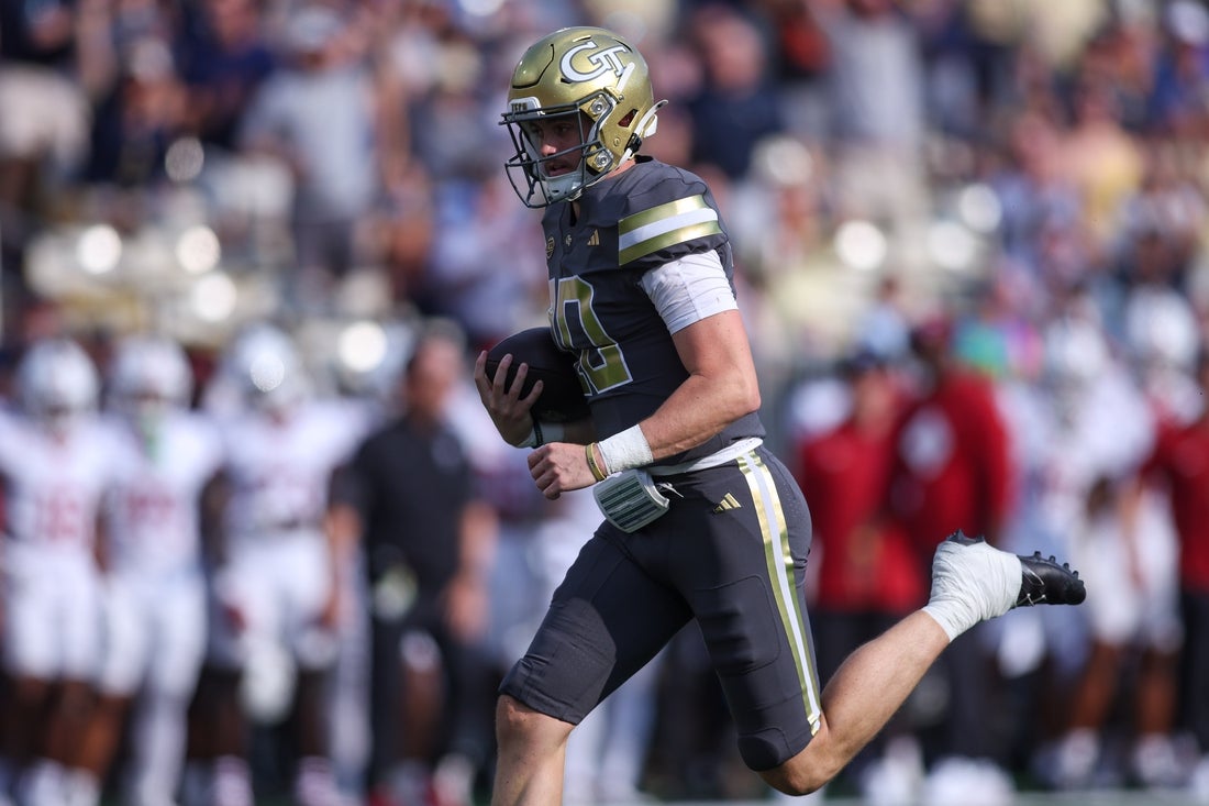 Georgia Tech improves to 4-0 behind balanced attack vs. Temple – Albany Herald