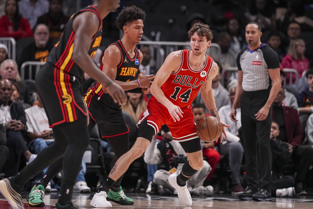 Bulls fend off Hawks in shootout, 152-150 – Albany Herald